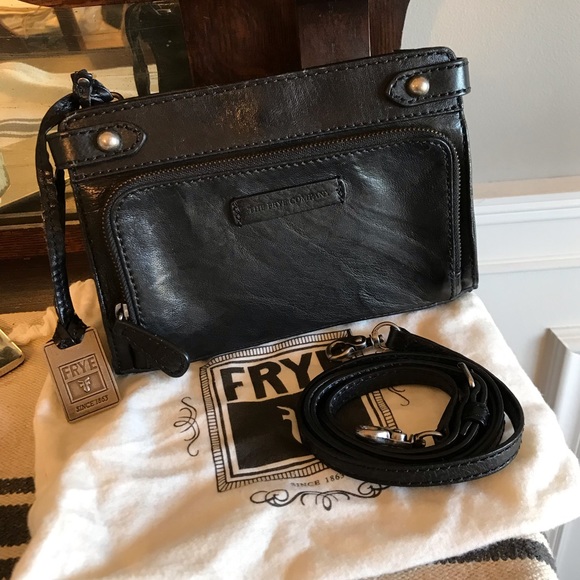 Frye | Bags | Frye Michelle Leather Crossbody Clutch Black Hangtag ...